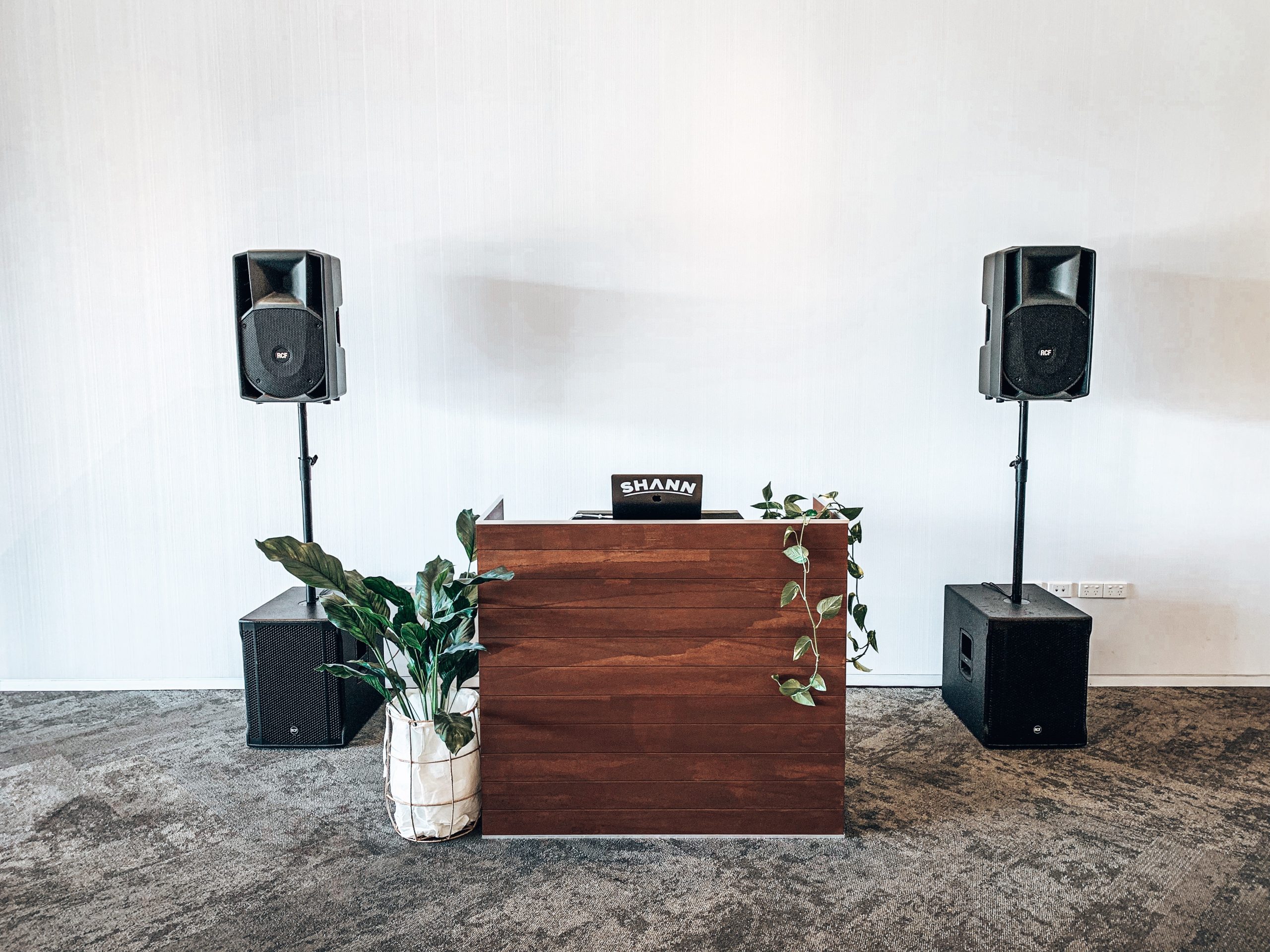 Extras - Streamline Entertainment