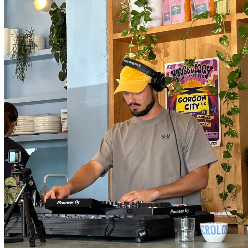 Liam Gamble - Perth DJ - Streamline Entertainment